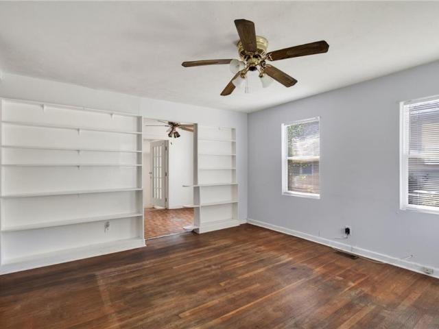1005 Jewell AVE