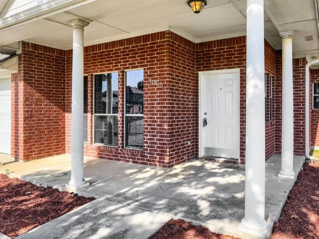 1005 Lake Ridge Drive