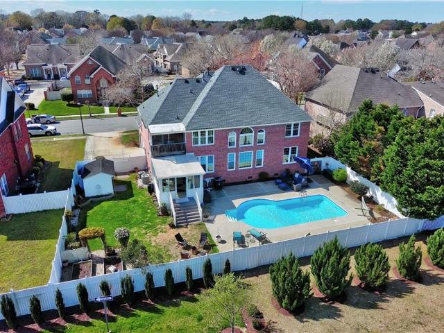 1005 Long Beeches AVE