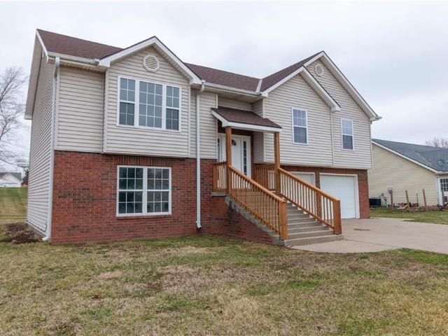 1005 E Pearl Court