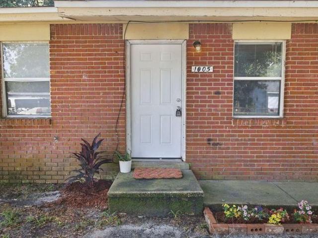 1005 Pinetree Rd, Mary Esther, FL 32569
