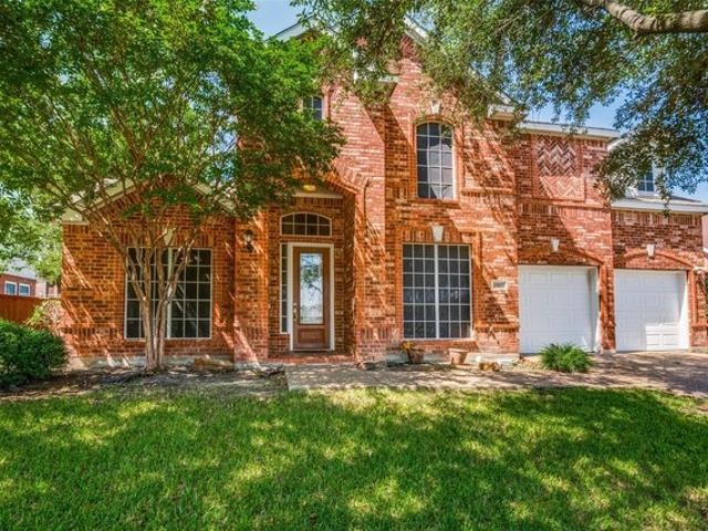 1005 Raspberry Ln, Desoto, TX 75115