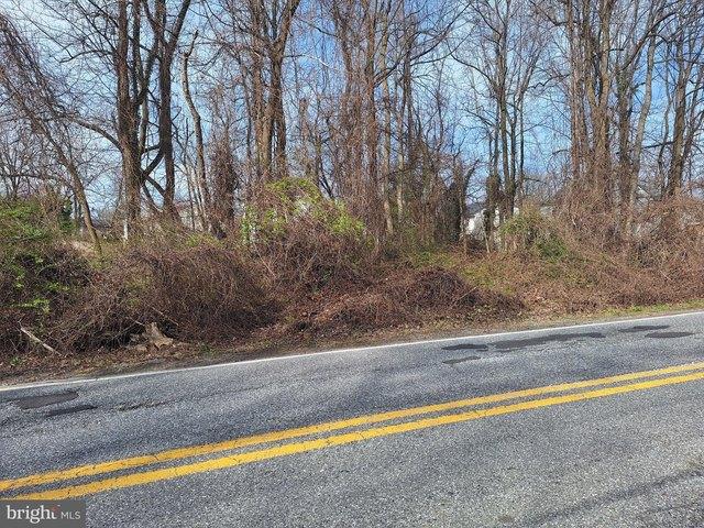 1005 Rollins Ave, Capitol Heights, MD 20743