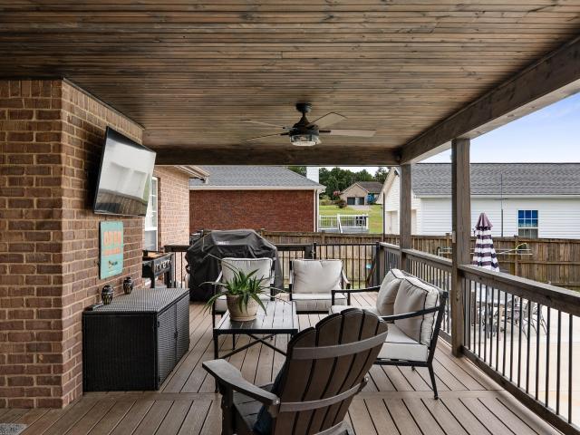 1005 Station Cir