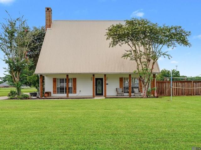 1005 Stephanie Dr, Breaux Bridge, LA 70517