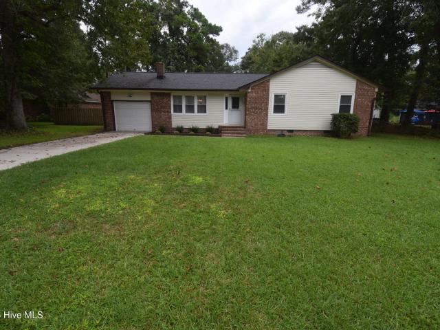 1005 Stillwood Circle