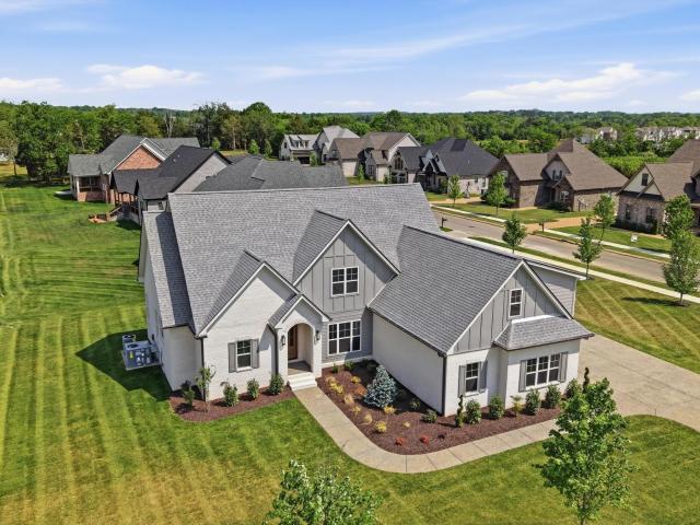 1005 Stone Creek Ln