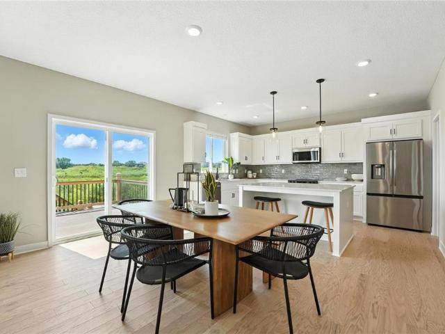 1005 SW Bluebird Lane