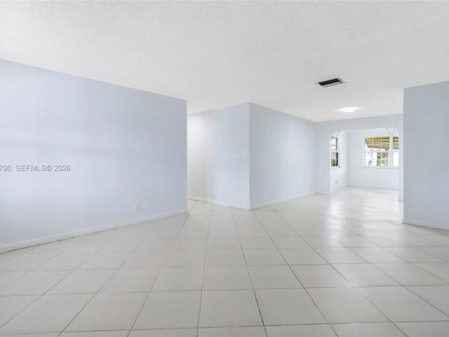 1005 SW 18th St, Boynton Beach, FL 33426 | MLS #A11995