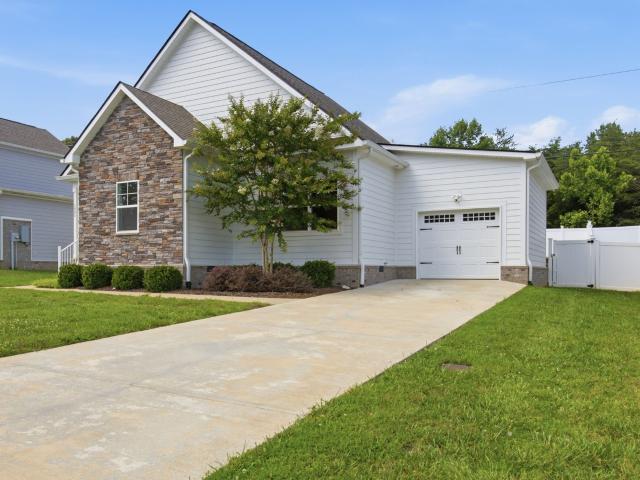 1005 Sycamore Rdg E