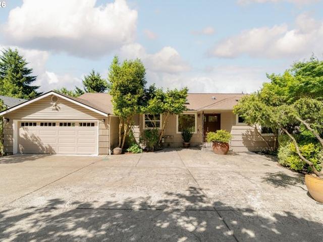 1005 S Shore Blvd, Lake Oswego, OR 97034