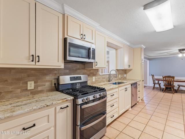 1005 Short Street