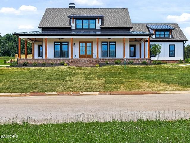 1005 Sophie Dr, Greenback, TN 37742