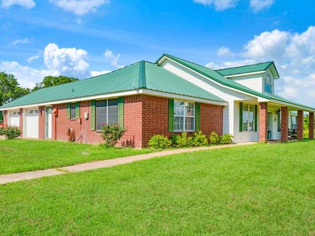 1005 # Us82 # Blossom, TX 75416
