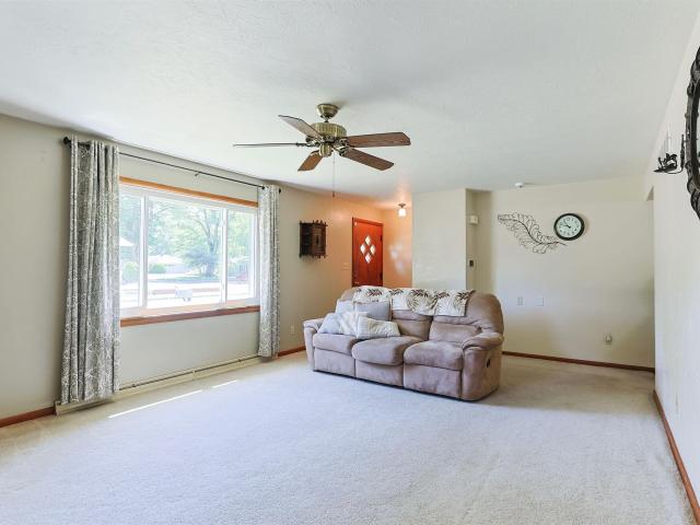 1005 Violet Road