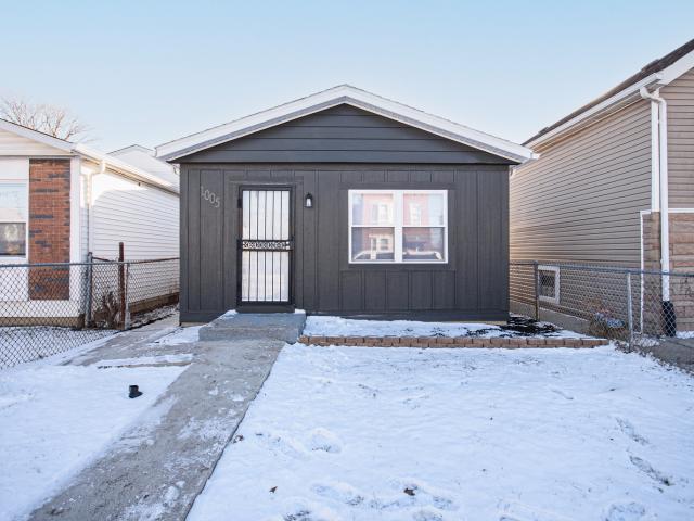 1005 W 103rd St, Chicago, IL 60643 | MLS #12591 | Compass