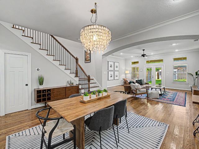 1005 W 24th Street