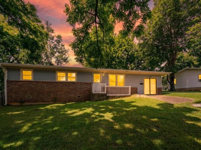 1005 Washington Ave, West Plains, MO 65775