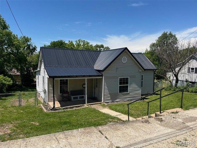 1005 West St, Leadwood, MO 63653