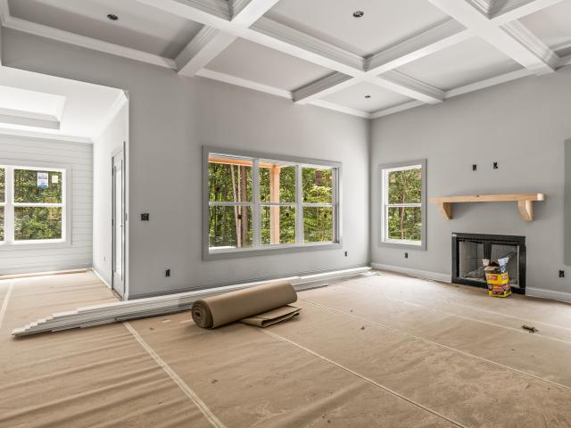 1005 Woodbury Trail