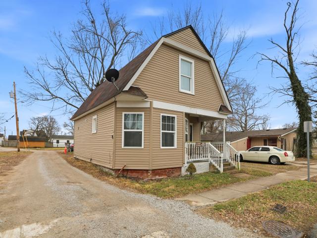1005 8th Street