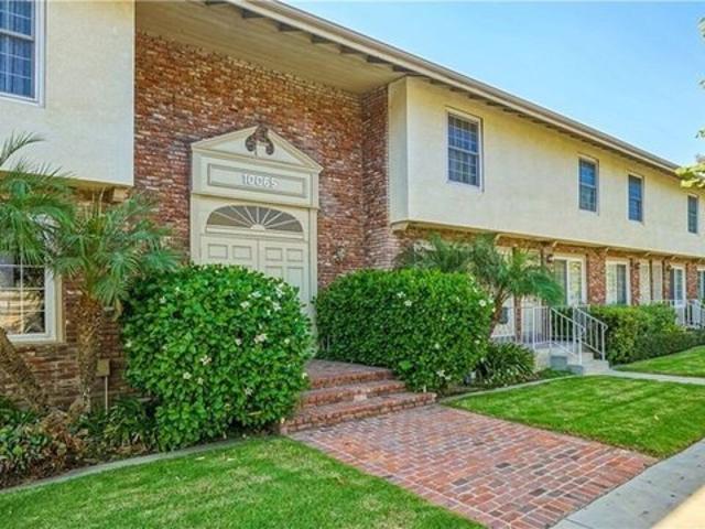 10065 DE Soto Ave Unit 213, Chatsworth, CA 91311