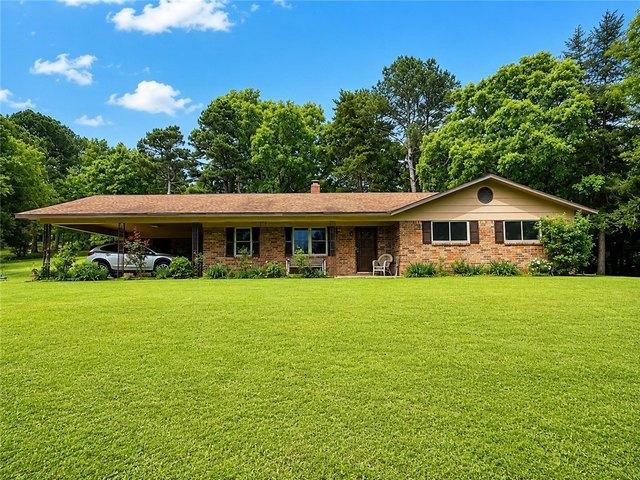 10066 Jaggers Ln, Dardanelle, AR 72834
