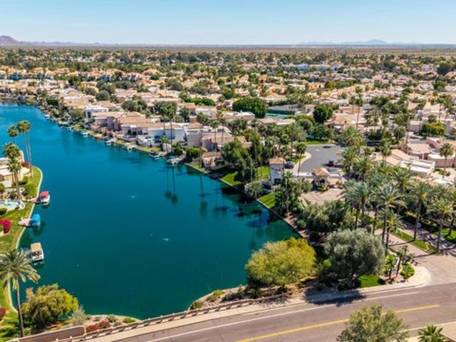 10068 E Cinnabar Ave, Scottsdale, AZ 85258