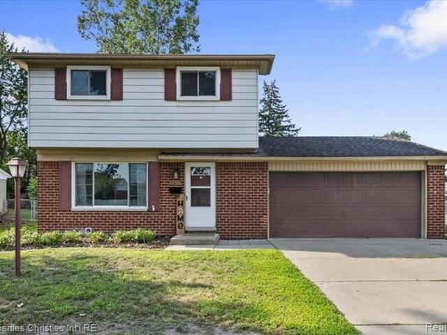 10069 Fairview St, Taylor, MI 48180
