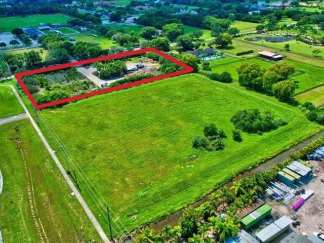 10069 LA Reina Rd, Delray Beach, FL 33446