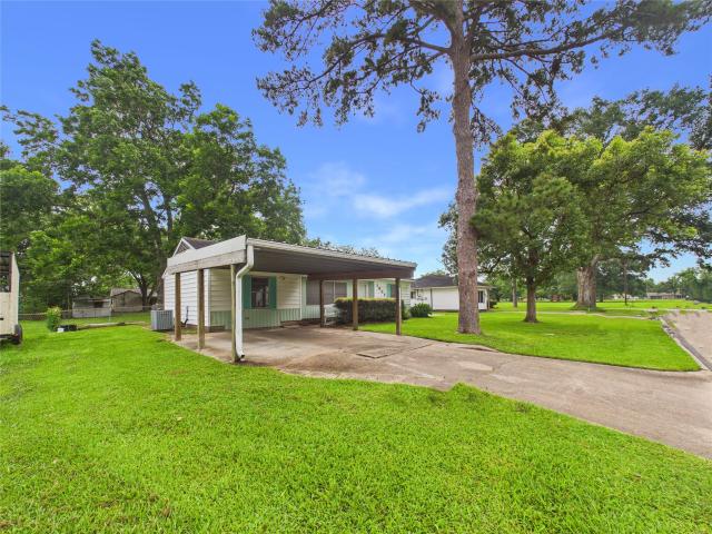 1006 Mac Drive