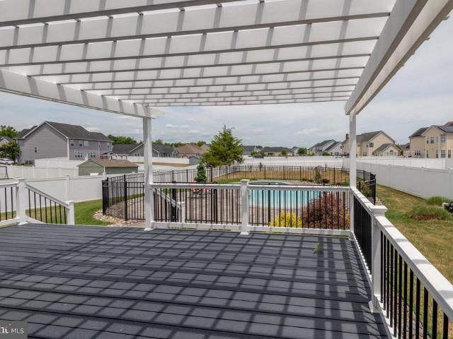 1006 Maiden Grass Drive