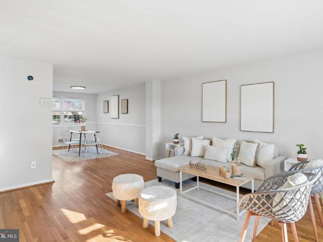 1006 Middleborough Road