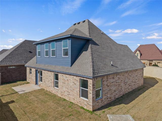 1006 Milan Lane