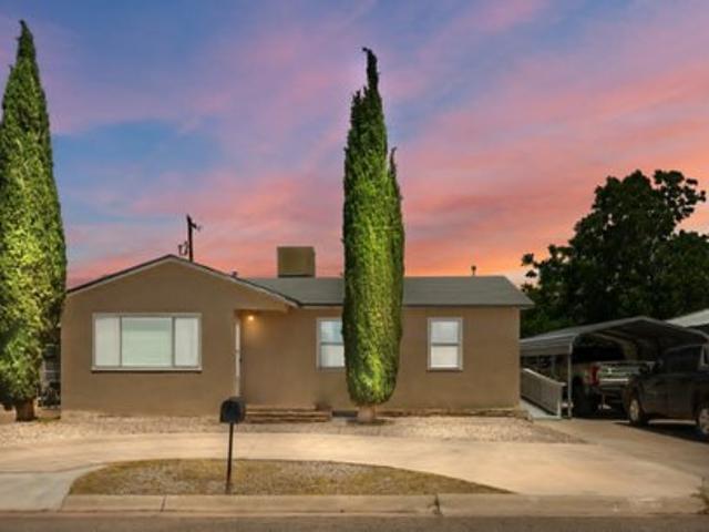 1006 Montezuma Ave, Tularosa, NM 88352