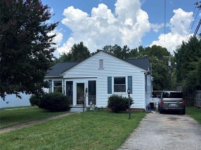 1006 Northwood St W, Greensboro, NC 27408