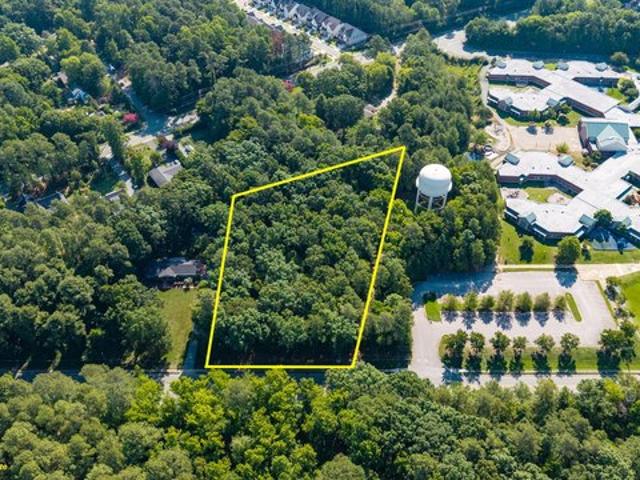 1006 Old Fayetteville Rd, Chapel Hill, NC 27516