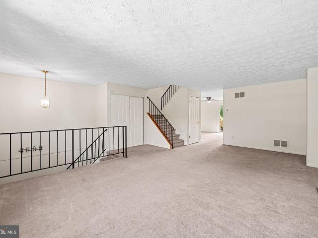 1006 Agate Drive