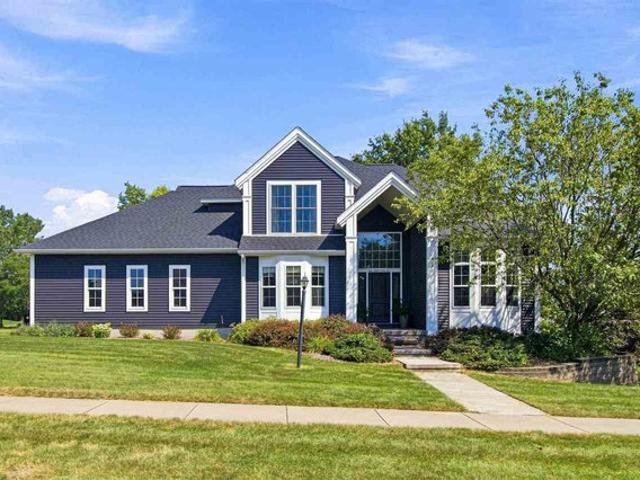 1006 Arlington Dr, Iowa City, IA 52245