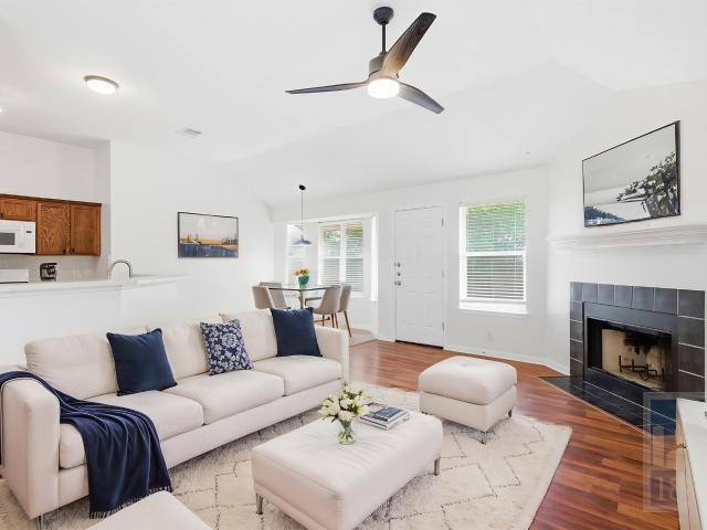 1006 Buttercup Ct, Leander, TX 78641 | MLS #8002 | Compass