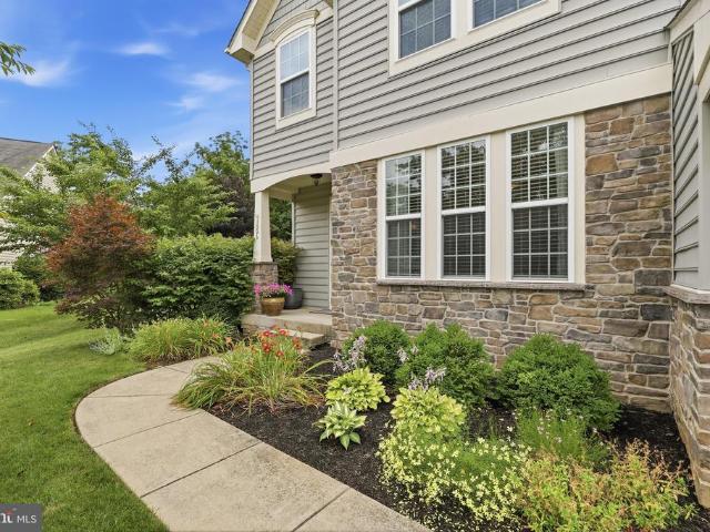 1006 Briarfield Court