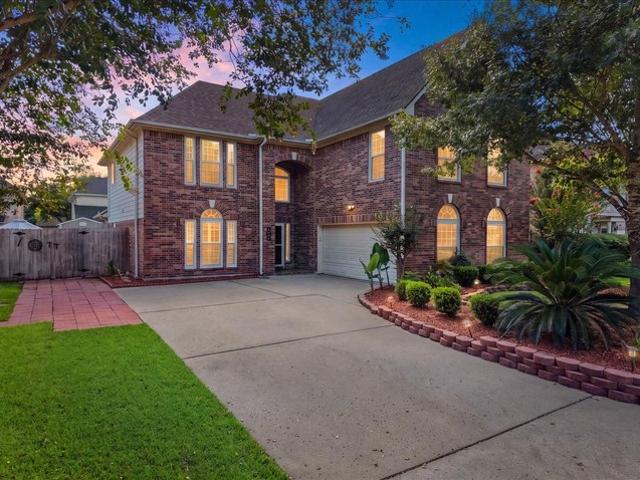 1006 Chesterwood Dr, Pearland, TX 77581