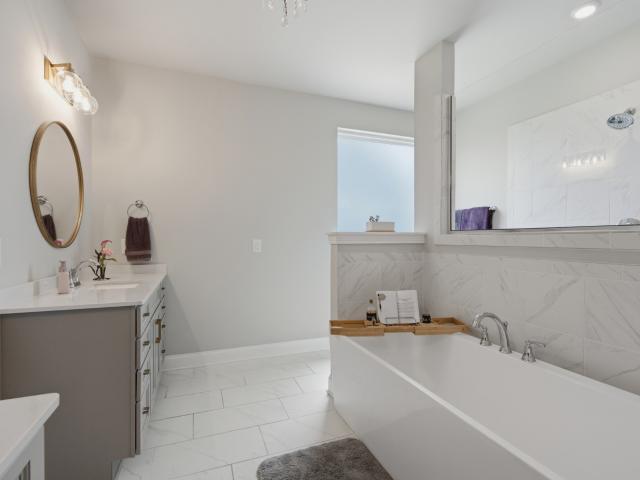 1006 Dermot Dr