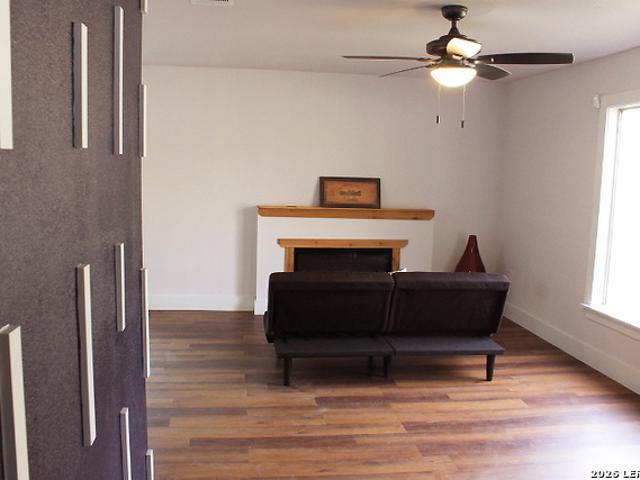 1006 Division Ave