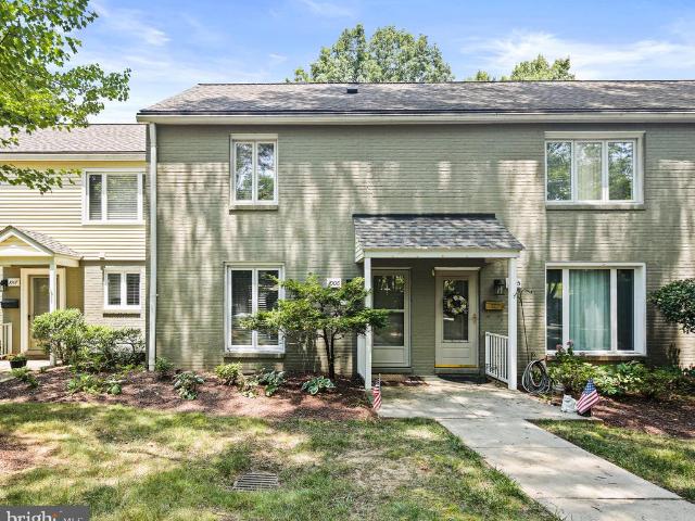 1006 Dreams Landing Way