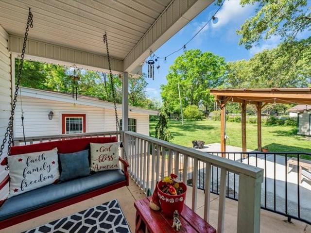 1006 Evins St, Manchester, TN 37355
