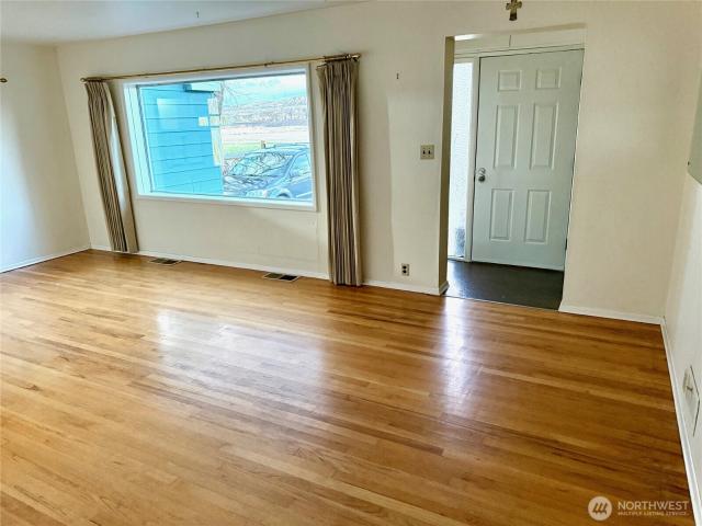 1006 E Dobson Road