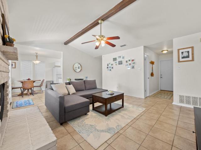 1006 Edgerly Ln