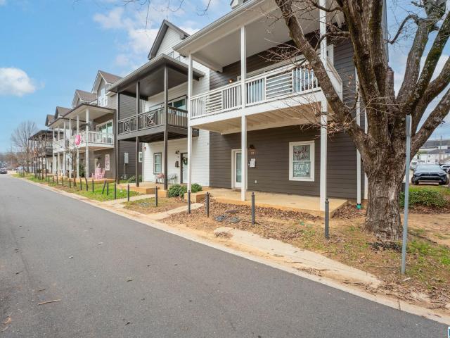 1006 Elmwood Drive