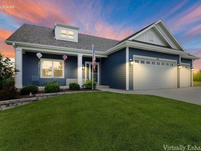 1006 Fairway Dr, Twin Lakes, WI 53181